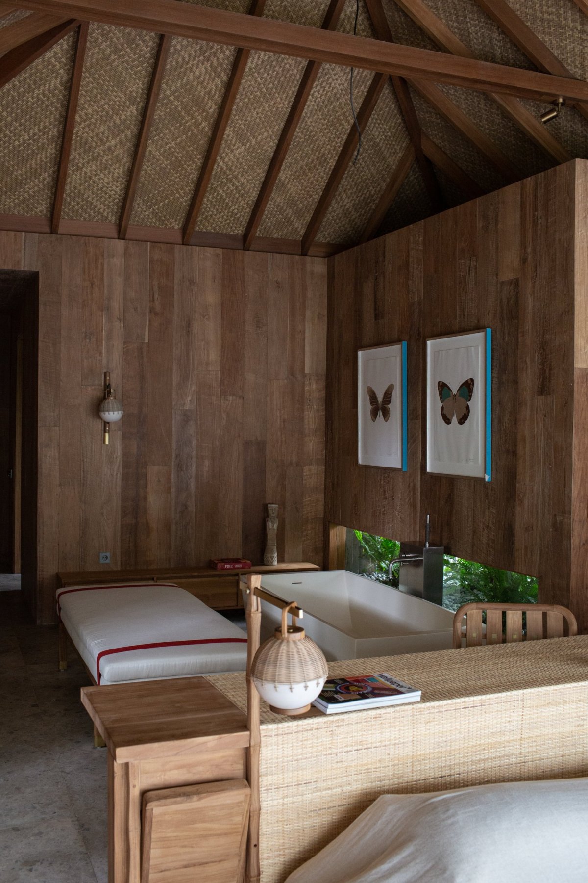 YinjiSpace - A Work Of Substance x The Ravine